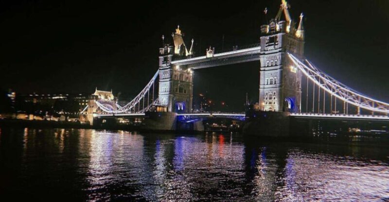 London Bridges Night Time Light Private Tour - Transportation, Timing, and Practicalities