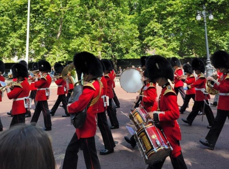 London: Buckingham, Big Ben & Westminster Abbey Tour - Key Points