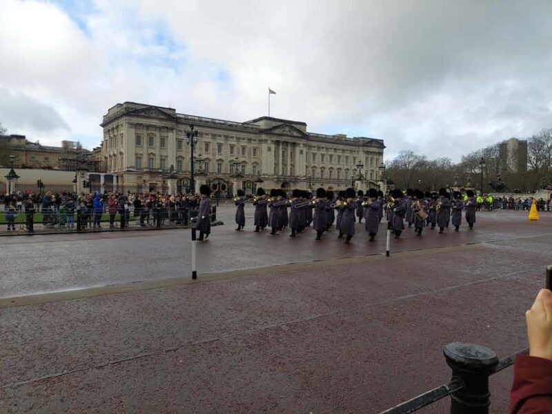 London Buckingham Palace: Changing of the Guard Walking Tour - Why Choose This Tour?