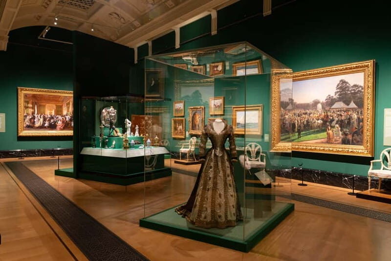 London: Buckingham Palace The King's Gallery Entrance Ticket - FAQ