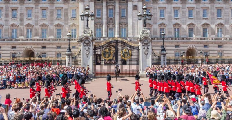 London: Buckingham Palace Ticket and Afternoon Tea Bus Tour - What’s Included and What’s Not