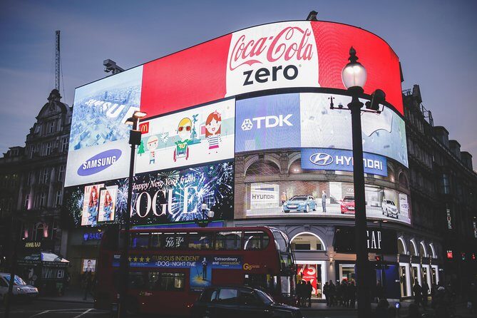London by Night Independent Sightseeing Tour with Private Driver - FAQ