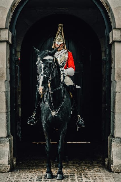 London: Changing of the Guard Experience and Landmarks Tour - FAQ