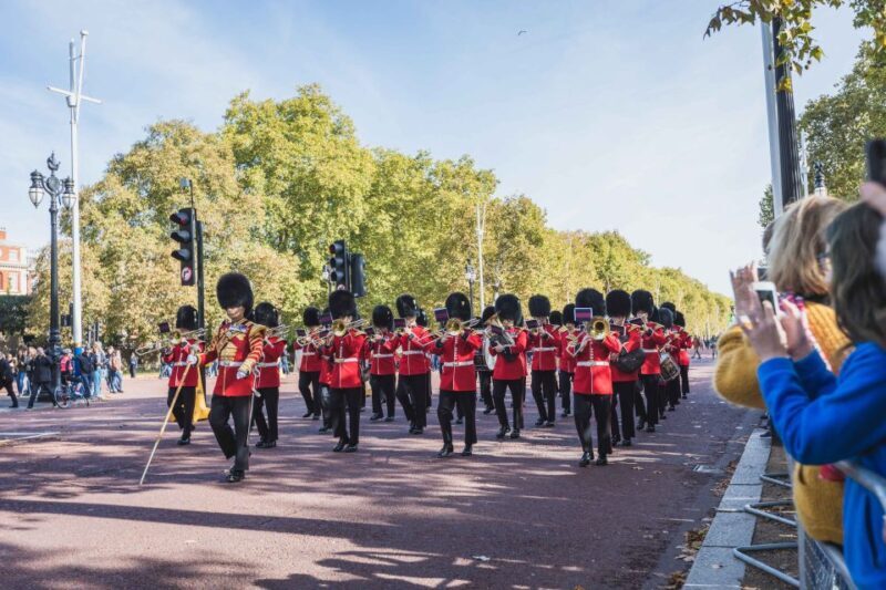 London: Changing of the Guard Walking Tour - Introduction