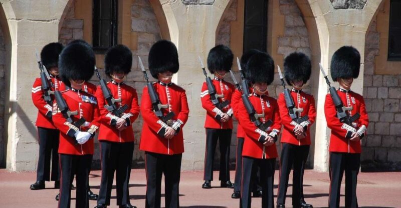 London: Changing of the Guard & Westminster Abbey - The Sum Up