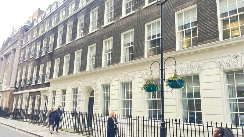 London: Charles Dickens Walking Tour for Small Groups - Who Will Love This Tour?