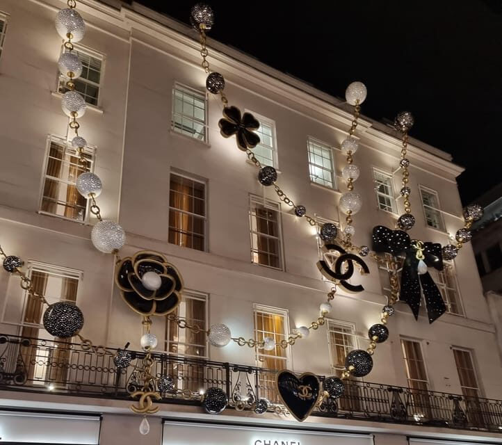 London: Christmas Lights Guided Walking Tour - Authentic Experiences and Insights