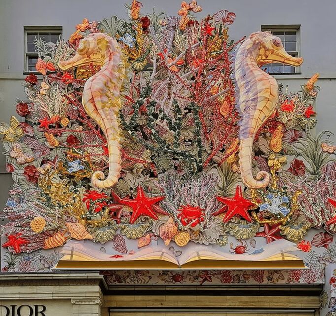 London: Christmas Lights Walking Tour - Authentic Traveler Perspectives