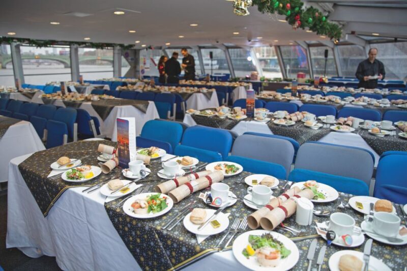 London: Christmas Party Lunch Cruise - Key Points