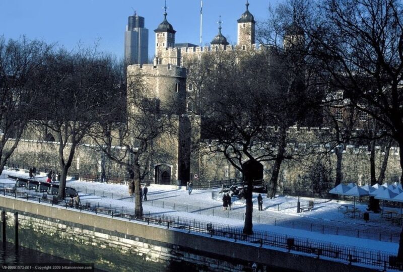London: Christmas Sights and Sounds of London Tour - An In-Depth Look at the Christmas Morning Tour in London
