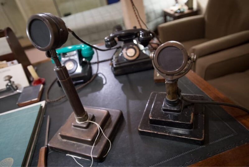 London: Churchill War Rooms Ticket & Landmarks Guided Tour - Key Points