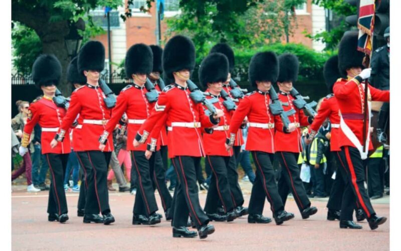 London: City Highlights Full-day Private Guided Tour - An Authentic and Practical Introduction to London