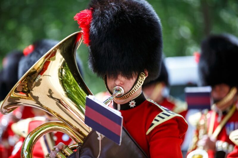 London: Classic Gold 3.5-Hour Bike Tour - An Engaging and Practical Way to Explore London