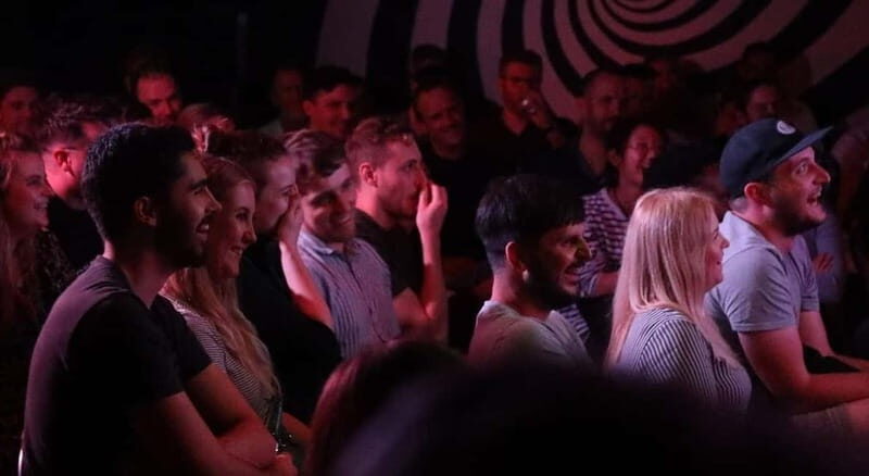 London Comedy Show at City Comedy Club - Who Should Consider This Experience?