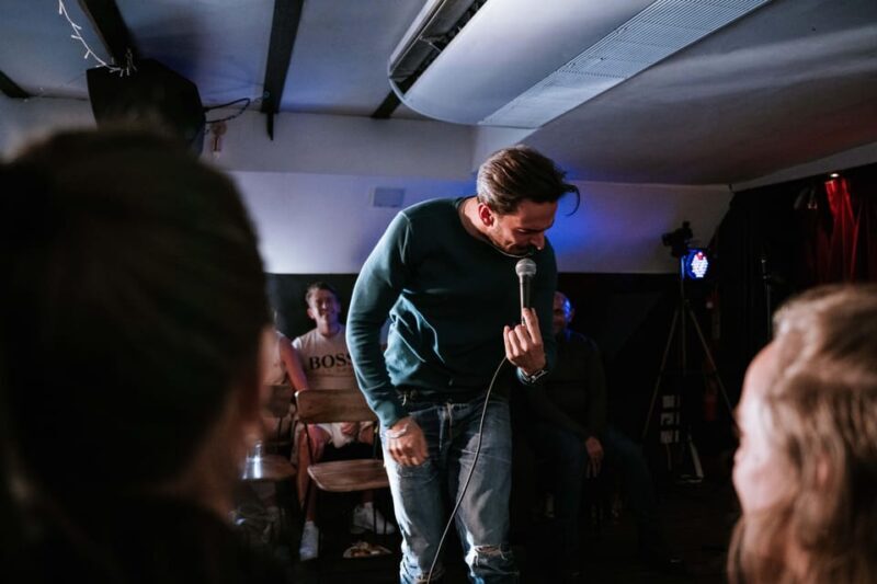London: Dark Comedy on Iconic Battersea Barge - The Sum Up