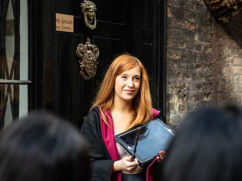 London: Deluxe Harry Potter Tour, Cruise & Tower of London - An In-Depth Look at the Tour Experience