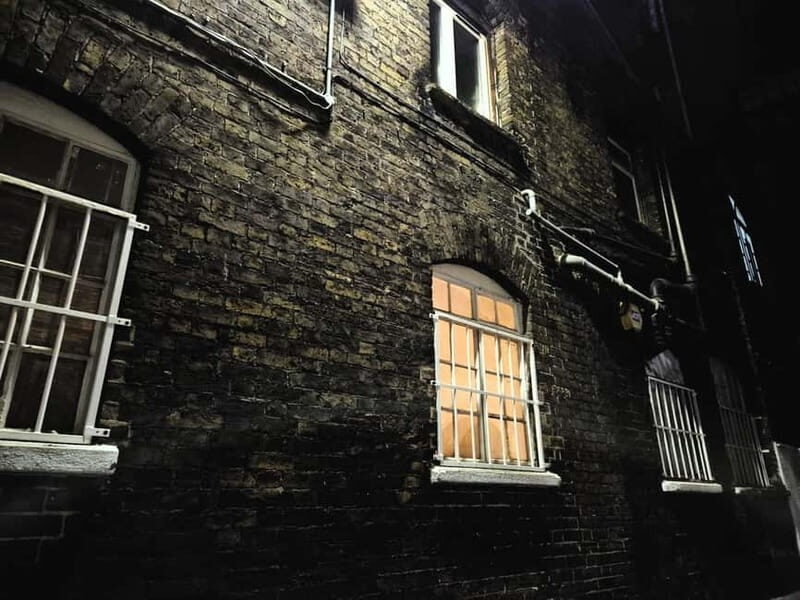London: Dr Blood's Immersive Jack the Ripper Walking Tour - Key Points