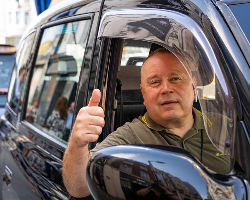 London: Explore Iconic Landmarks in a Classic Black Cab Tour - Why a Black Cab Tour Offers Unique Value