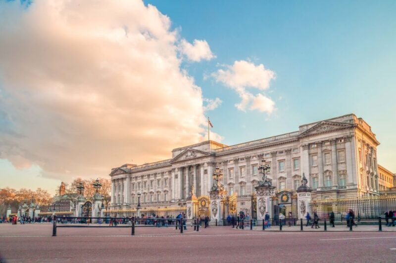 London: Full-Day London Bus Tour with Snacks - FAQ