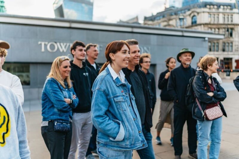 London: Ghastly Ghosts 2-Hour Walking Tour - What To Expect: Atmosphere, Comfort, and Pacing