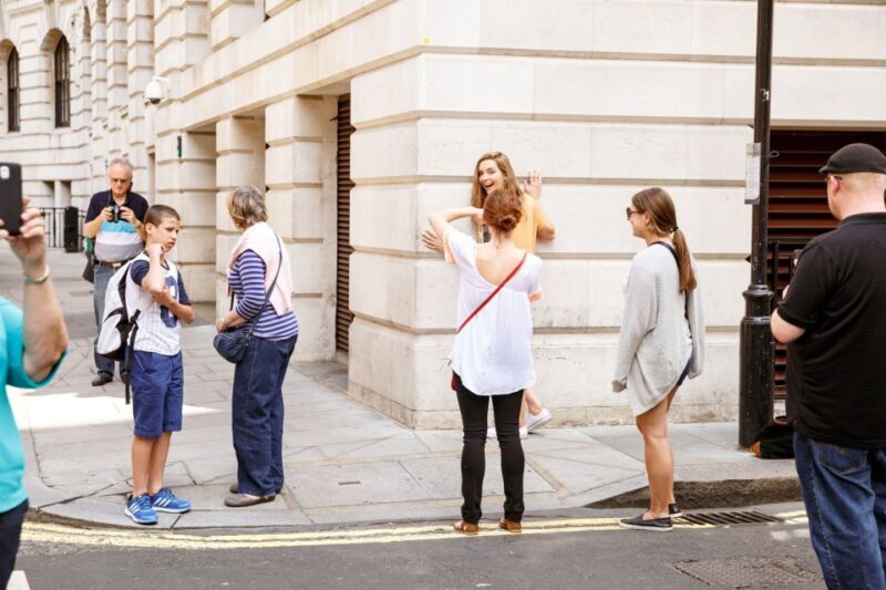 London: Guided Harry Potter Coach Tour of Locations - Logistics and Practical Details
