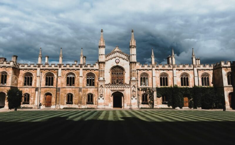 London: Guided tour of Cambridge - Sedan - First Stop: The Magnificent Kings College