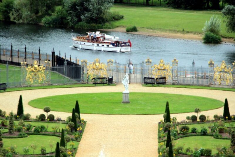 London: Hampton Court to Richmond River Thames Cruise - Who Will Enjoy This Experience?