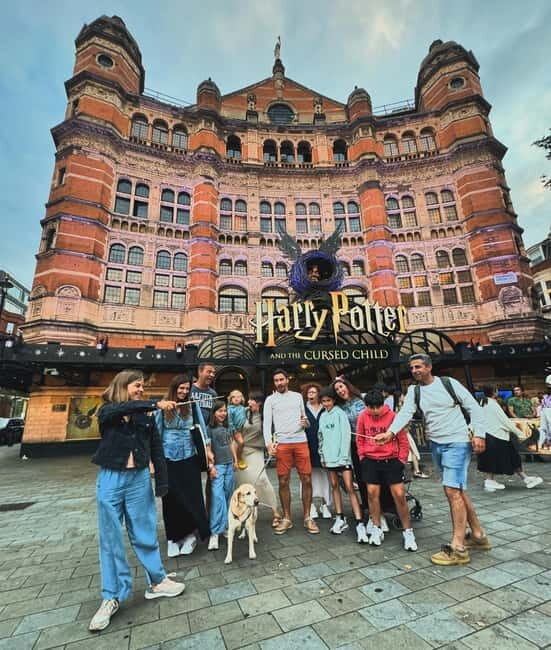 London: Harry Potter Tour, discover spells and secrets! - A Closer Look at the Tour Experience
