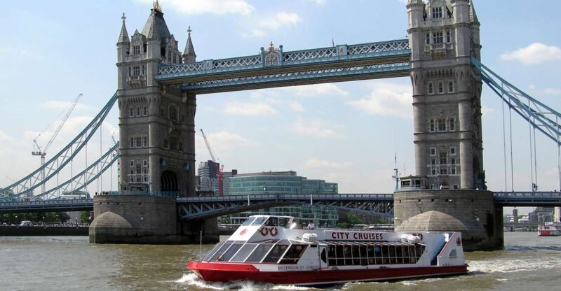 London: Harry Potter Walking Tour and River Thames Cruise - What Reviewers Say