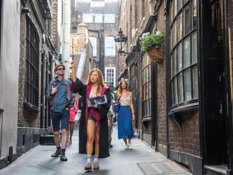 London: Harry Potter Walking Tour & the London Dungeons - Key Points