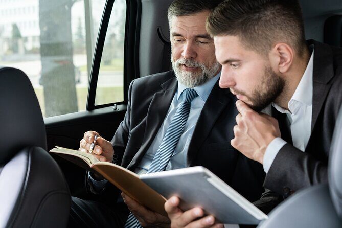 London Heathrow Airport (LHR) to Lincolnshire Luxury Transfers - Price and Value Analysis