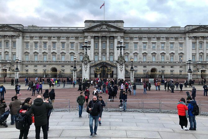 London Highlights Private Car with Driver Guide - Transport and Timing: Why It Matters