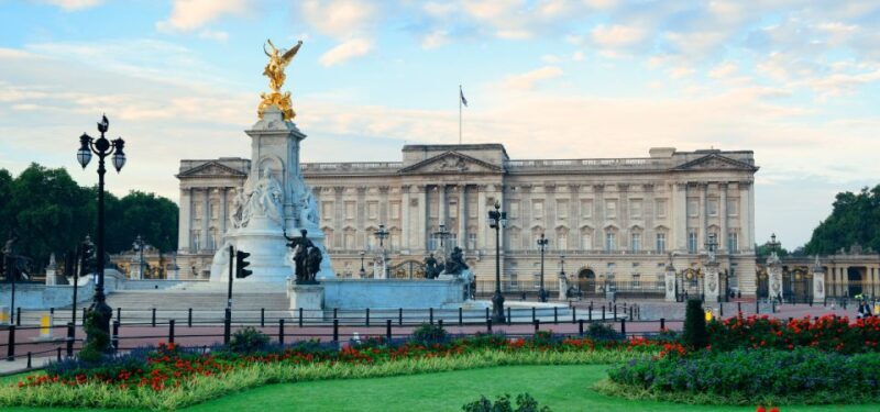 London: Historical Walking Tour in Westminster with an APP - The Practical Breakdown of the Tour