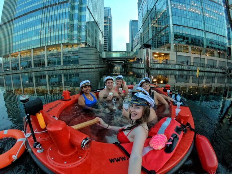 London: Hot Tub Boat Guided Historical Docklands Cruise - Detailed Itinerary Breakdown