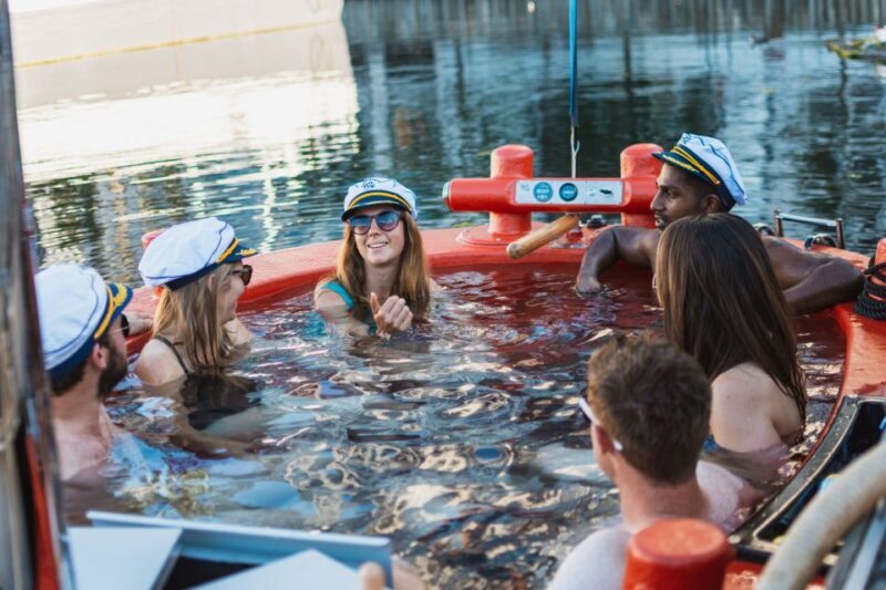 London: Hot Tub Boat Guided Historical Docklands Cruise - Who Should Consider This Tour?