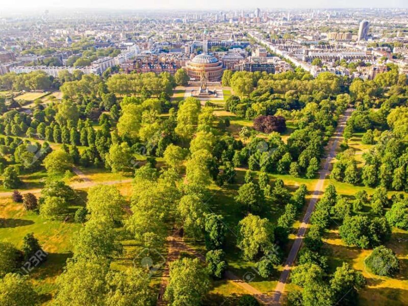 London: Hyde Park and Kensington Gardens Walking Tour - Exploring Hyde Park and Kensington Gardens: An Overview