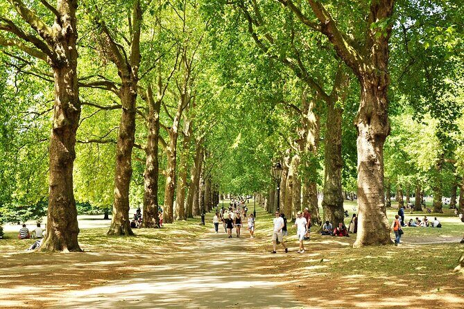 London in a Day Walking Tour from the Tower to Kensington - How the Tour Works