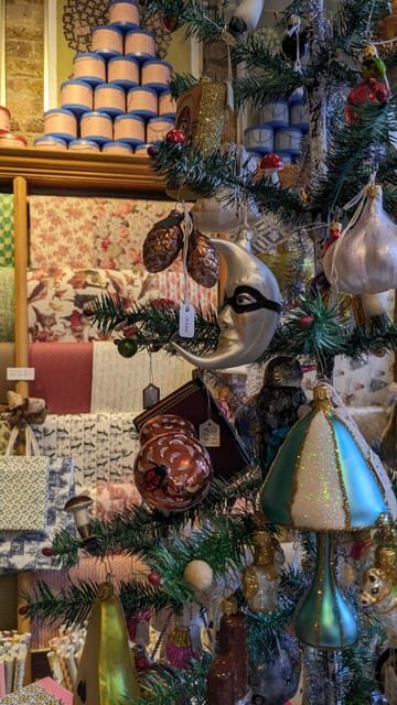 London: Independent Shops - Gifts and History - Key Points