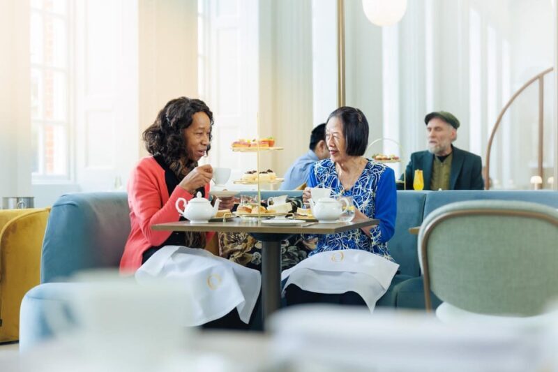 London: Kensington Palace Tour, Guard Change & Afternoon Tea - Exploring Londons Royal Charm: Kensington Palace Tour, Guard Change & Afternoon Tea