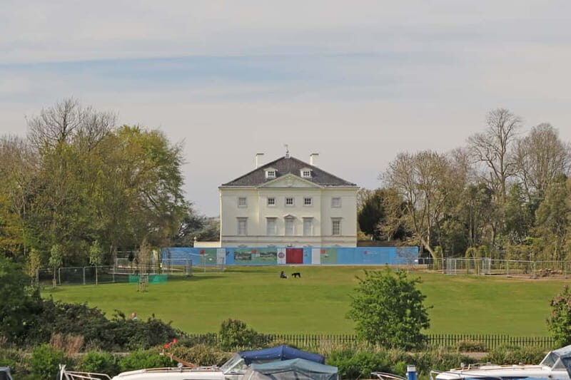 London: Kew to Hampton Court River Thames Cruise - Key Points