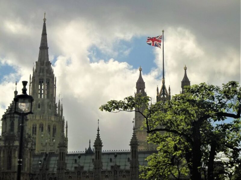 London: Kid-Friendly Westminster Abbey & Sightseeing Tour - FAQs