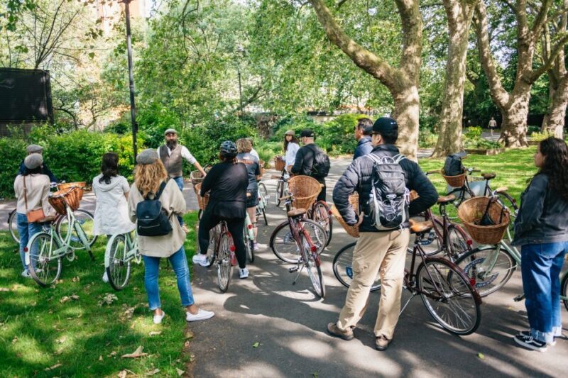 London: Landmarks & Secrets Bike Tour with Pub & Street Art - An Authentic and Enthusiastic Tour Experience