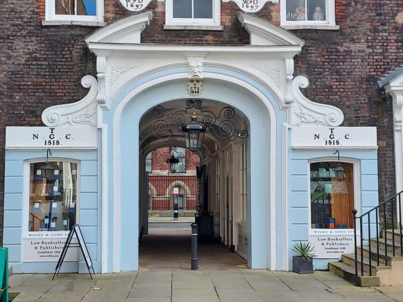 London: Legal Walking Tour of Inns of Court and Royal Courts - Authentic Experiences and Hidden Gems