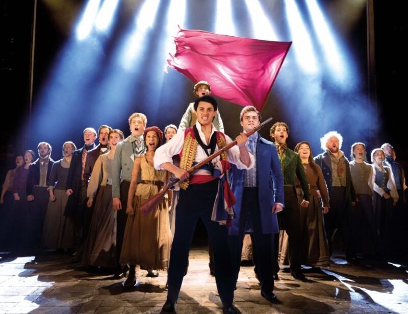 London: Les Misérables and 3-Course Meal & Sparkling Wine - Final Thoughts: Who Is This Tour Best For?