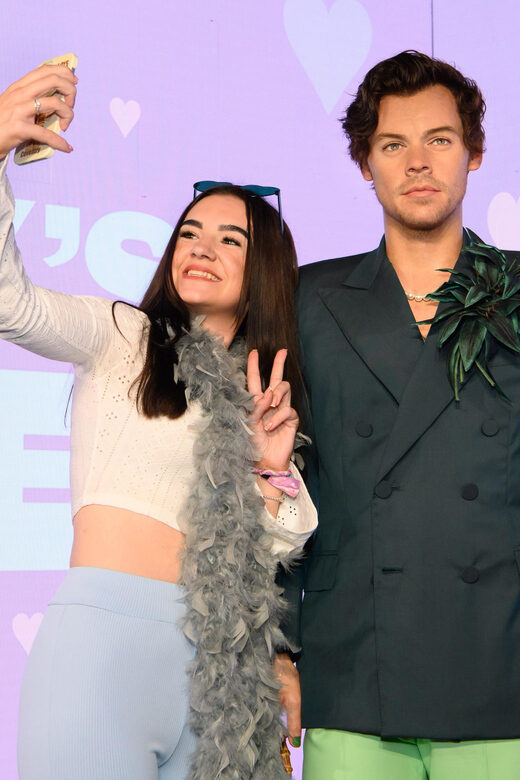 London: Madame Tussauds Fast Track Entry & Champagne Bar - A Closer Look at the Tour Experience