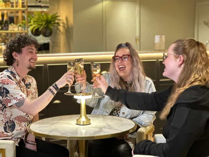 London: Madame Tussauds Fast Track Entry & Champagne Bar - What’s Included and What to Consider