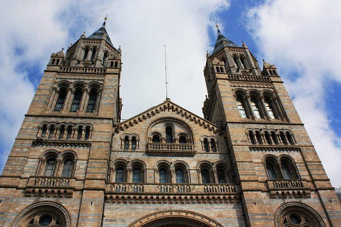 London Natural History Museum Private Tour for Kids & Families - Exploring the London Natural History Museum Private Tour for Kids & Families