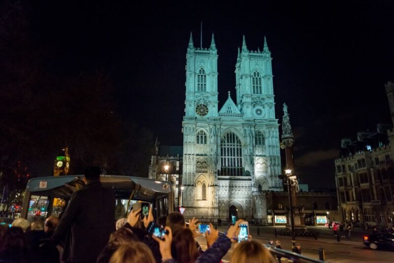 London: Nighttime Open-Top Sightseeing Tour with Live Guide - Who Should Book This Tour?