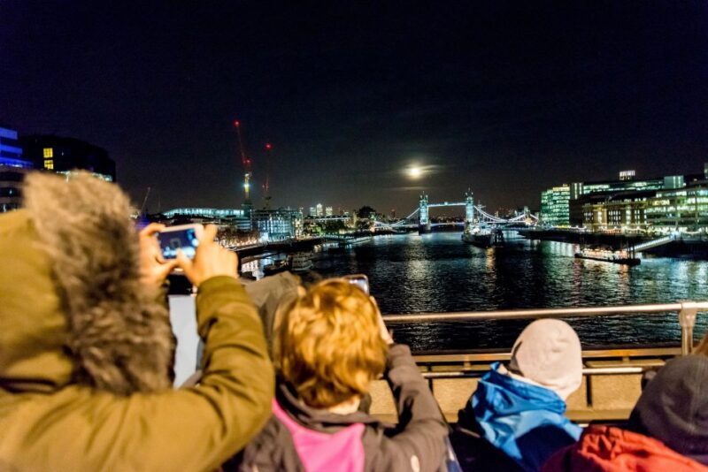 London: Nighttime Open-Top Sightseeing Tour with Live Guide - The Sum Up