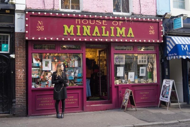 London: Notting Hill, Highlights & Markets Private Tour - FAQs